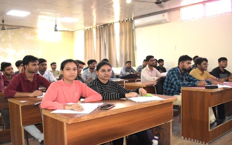 Best Btech IT Colleges in Delhi NCR by GGSIPU - Fees, Eligibility, Process